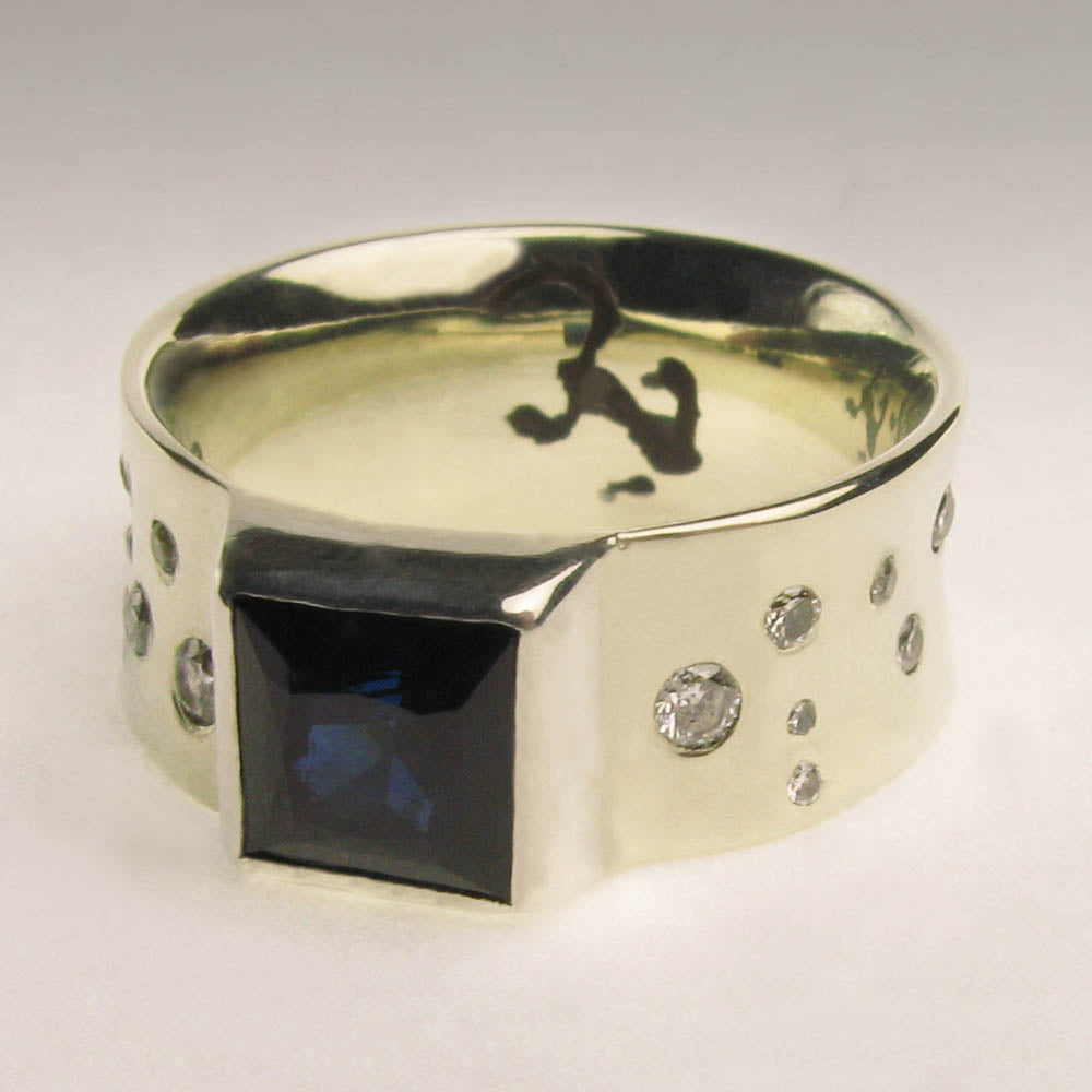 9ct Yellow Gold, Sapphire and Diamonds Ring with Om Symbol – Justin Duance
